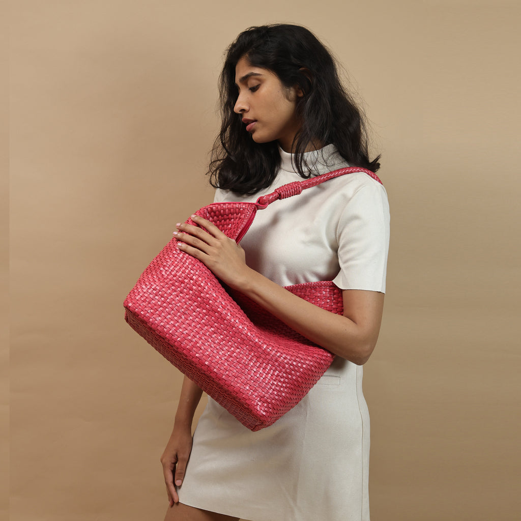 CALONGE a fashion brand in handwoven leather bags and accessories – Calonge