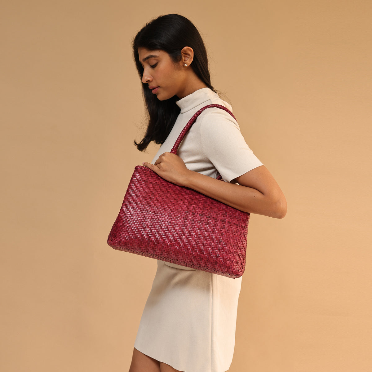 CA 852 | WOVEN TLD | WINE – Calonge