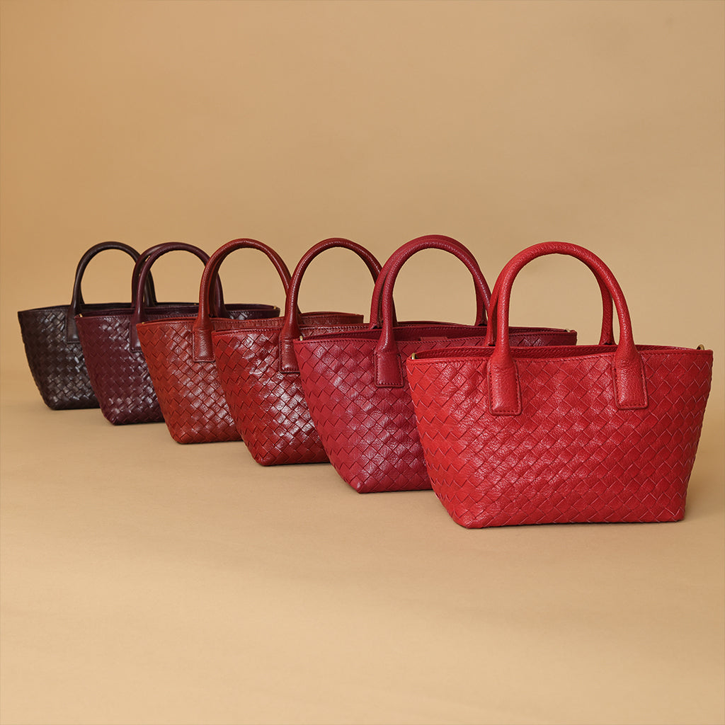 CALONGE a fashion brand in handwoven leather bags and accessories – Calonge